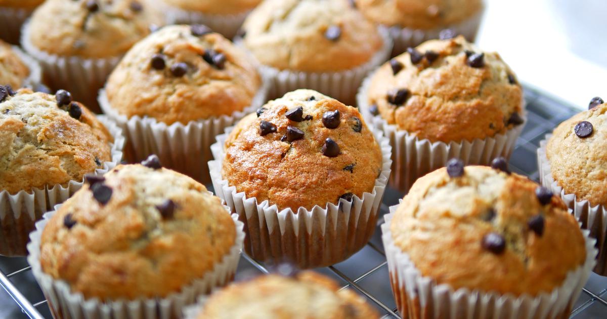 Muffini od banane i tamne čokolade spajaju najbolje - i zdravi su i ...
